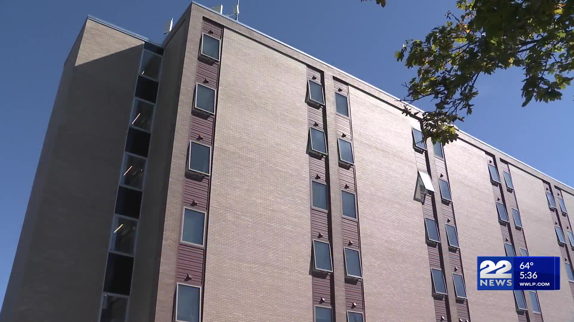 Springfield unveils new housing units for the homeless – WWLP